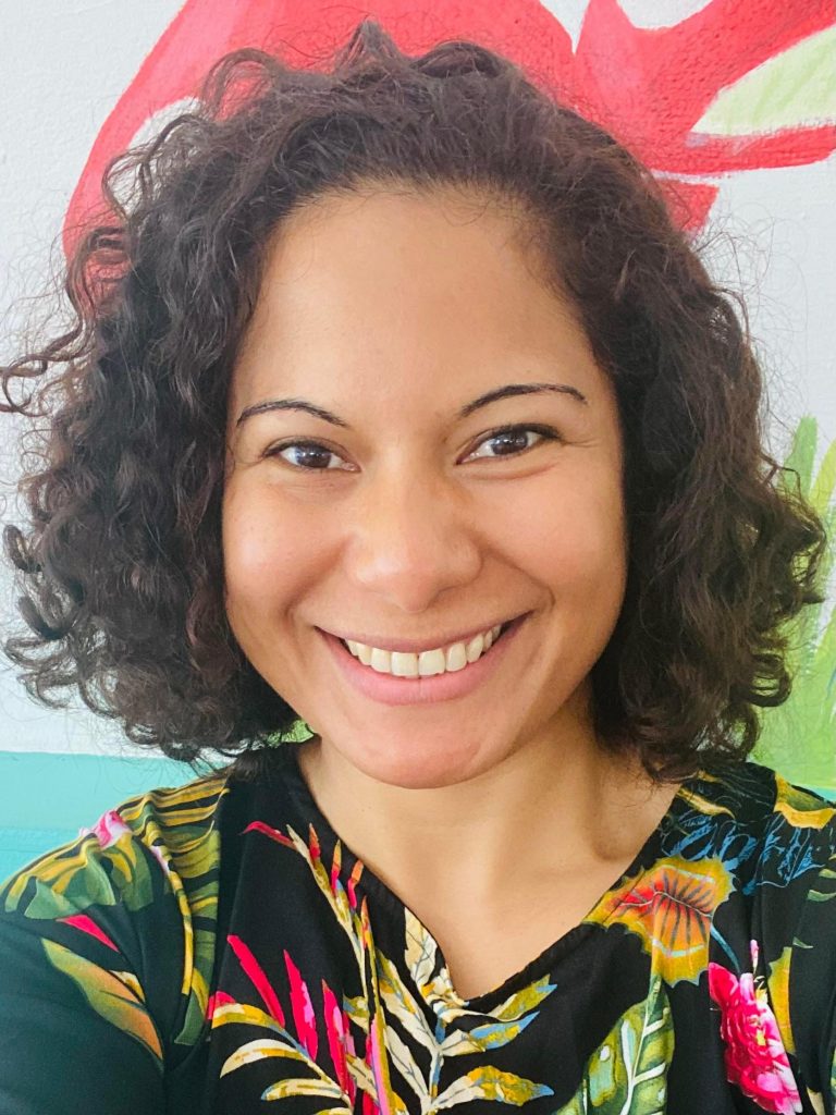 SOLOMON ISLANDER JOINS EAST-WEST CENTER — Solomon Business Magazine